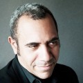 UNE AUTRE HISTOIRE